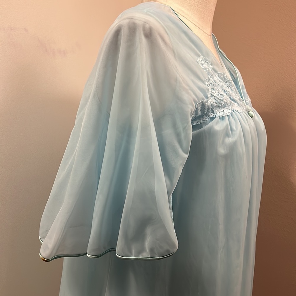 Vintage Baby Blue Lace Chest And Skirt Slip And Robe … - Gem
